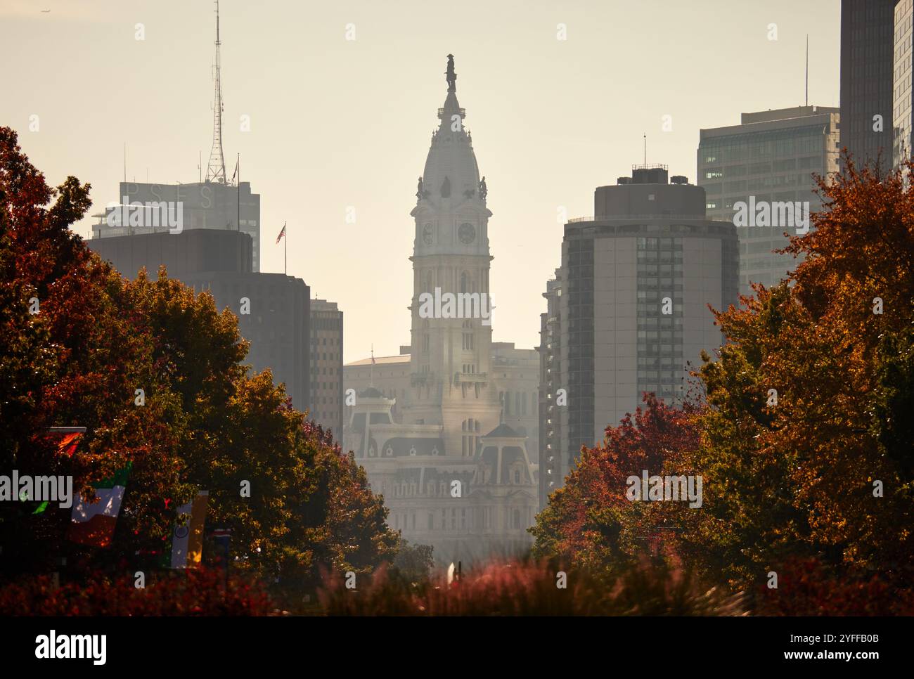 Philadelphia City Hall and William Penn statue Stock Photo - Alamy