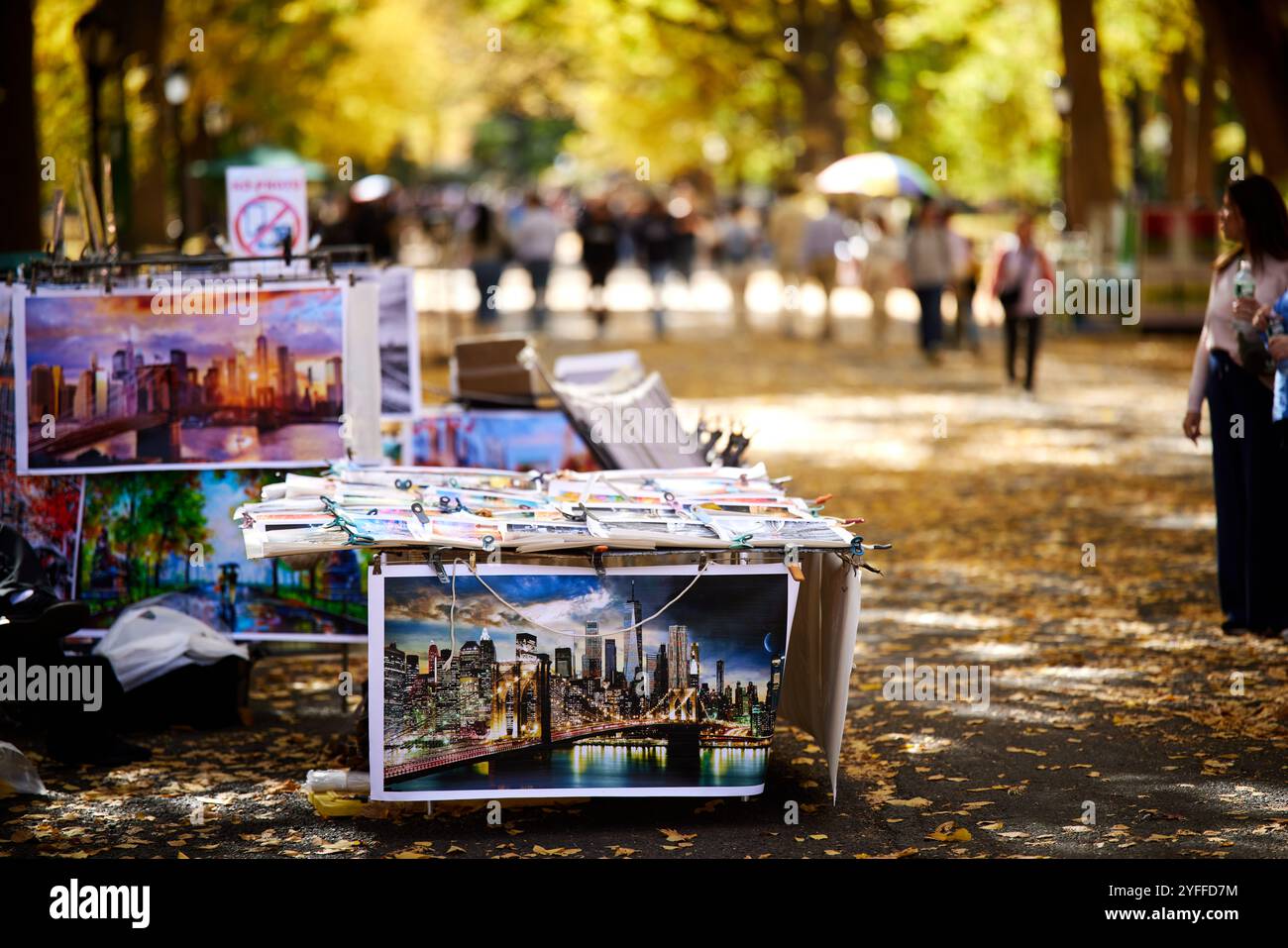 Selling in the park hi-res stock photography and images - Alamy