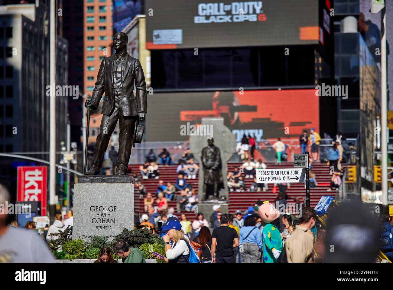 New York Times Square Statue front actor George M. Cohan, by sculptor ...