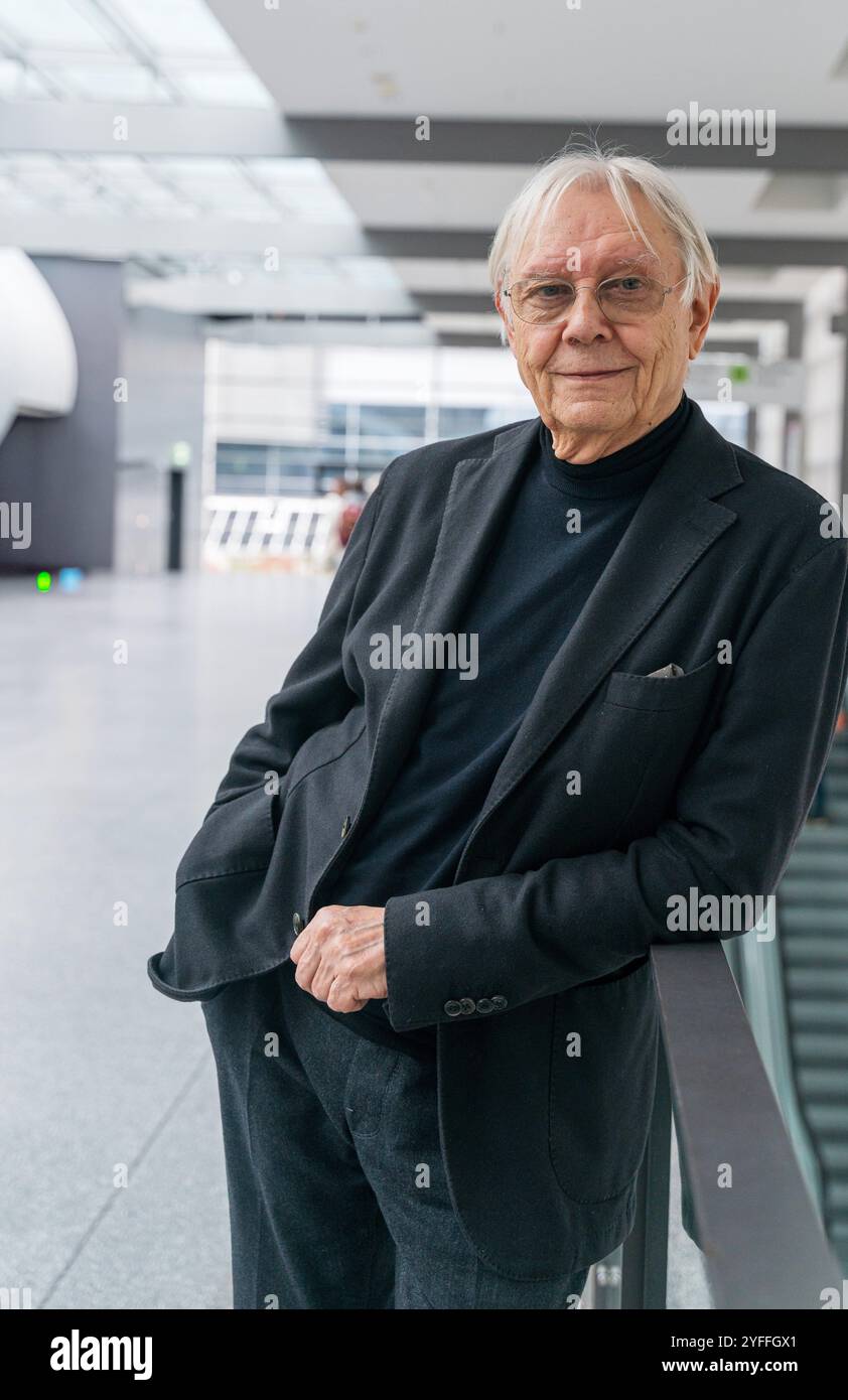 Milo manara hi-res stock photography and images - Alamy