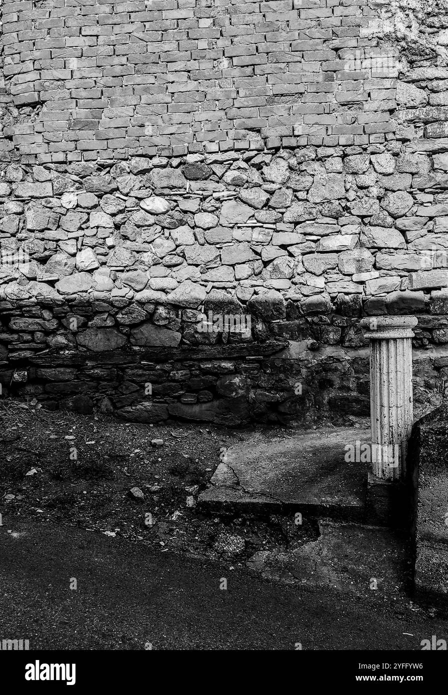 Mysterious ambiance Black and White Stock Photos & Images - Alamy