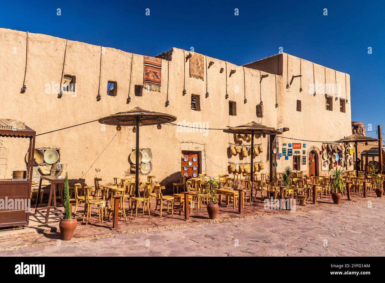 Saudi outdoor cafe hi-res stock photography and images - Alamy