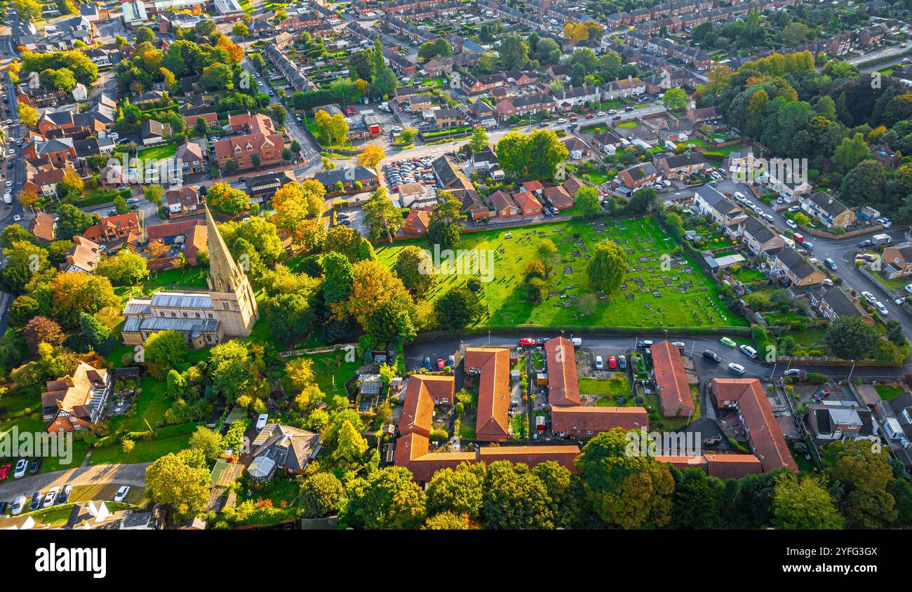The village of Edwinstowe in the midst of Sherwood Forest ...