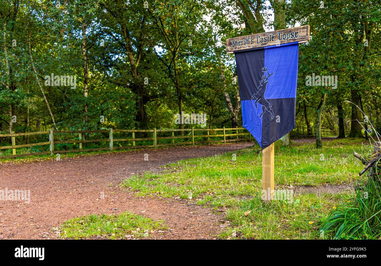 The village of Edwinstowe in the midst of Sherwood Forest ...