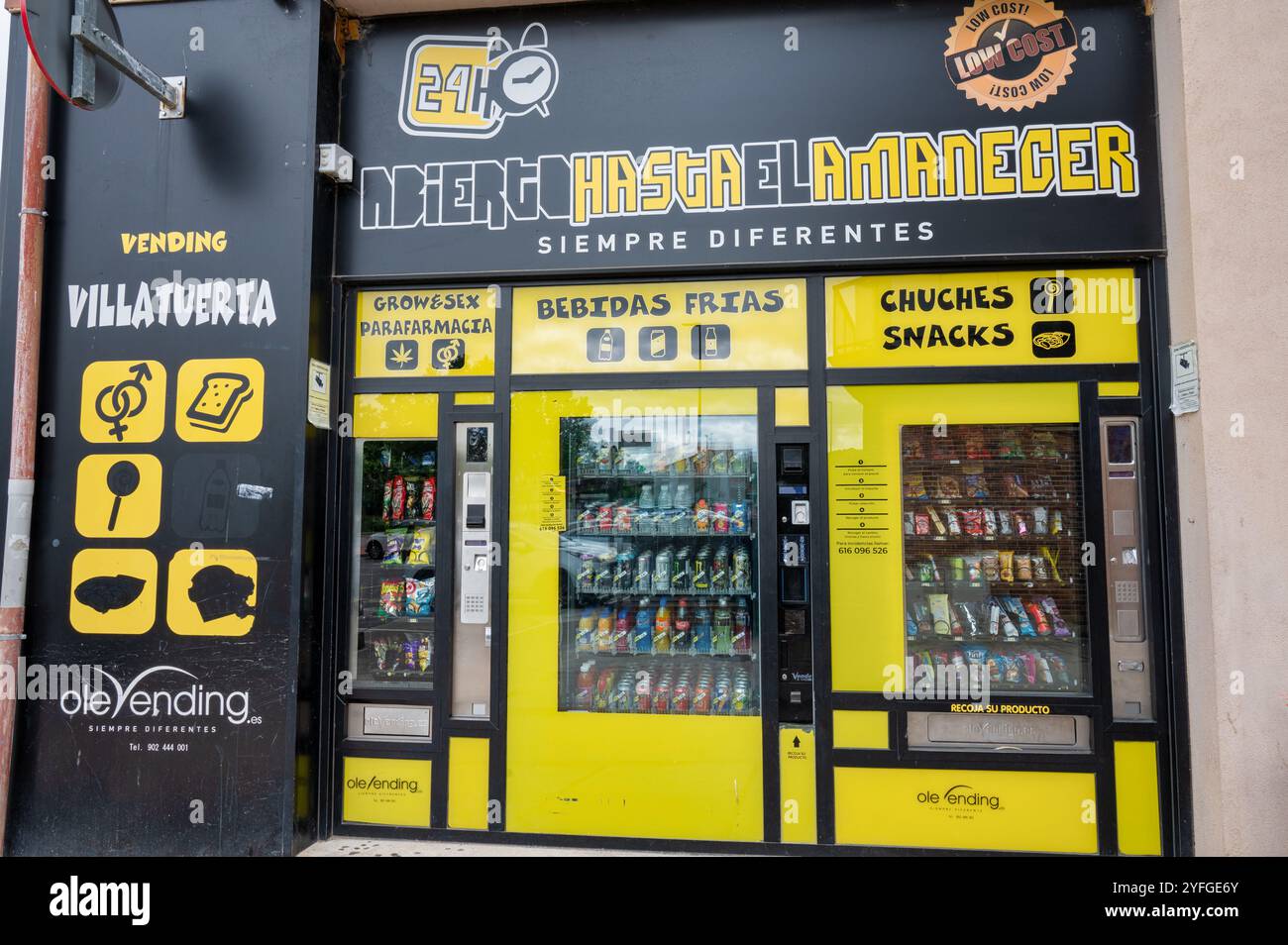 Ole vending machines hi-res stock photography and images - Alamy