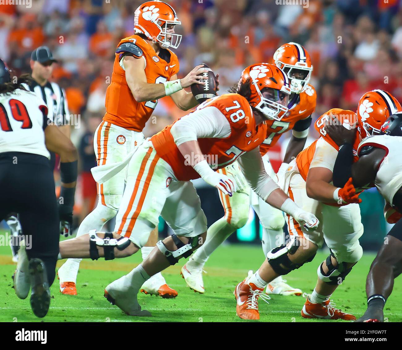 November 2, 2024: Clemson University junior Blake Miller (78) blocks ...