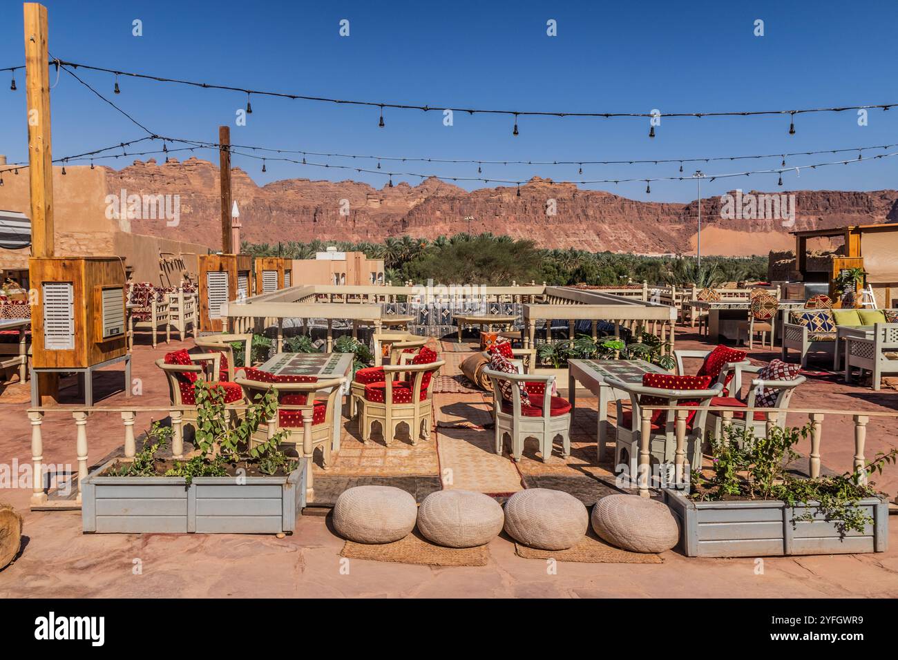 Saudi outdoor cafe hi-res stock photography and images - Alamy