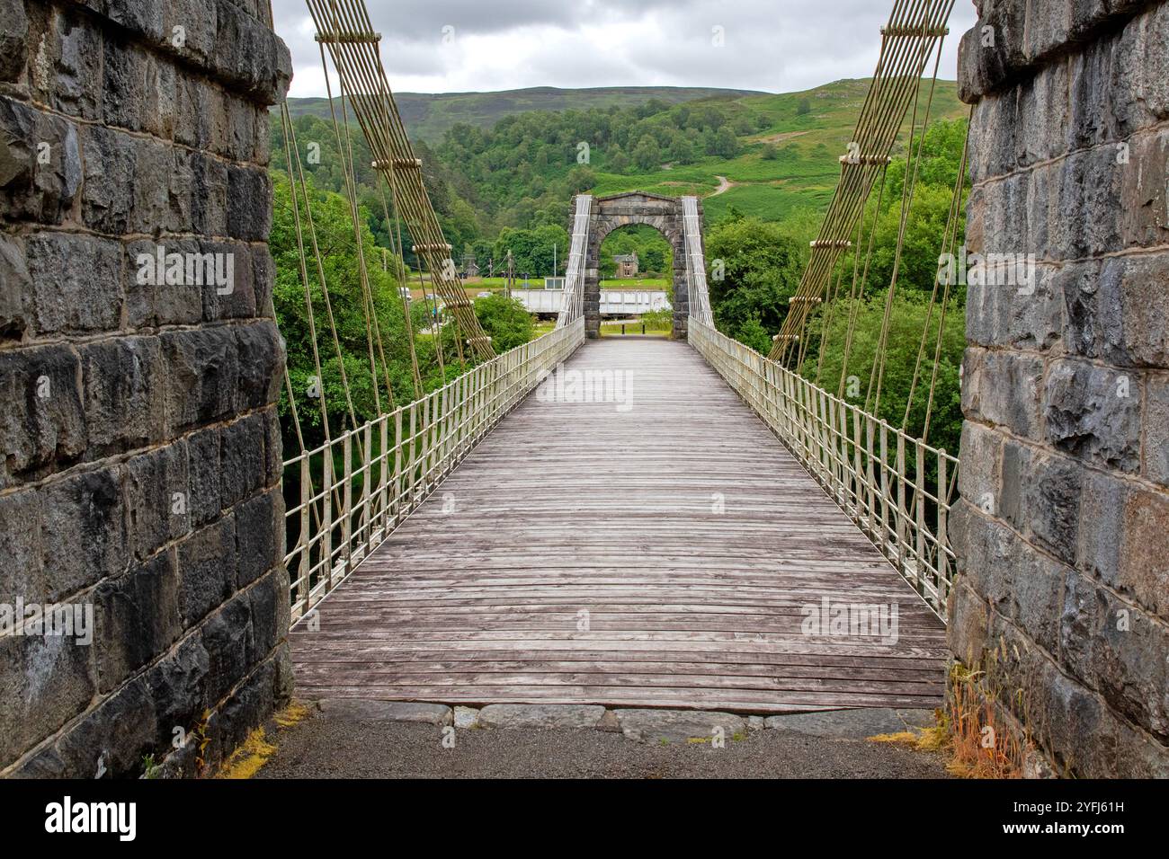 Invergarry bridge hi-res stock photography and images - Alamy