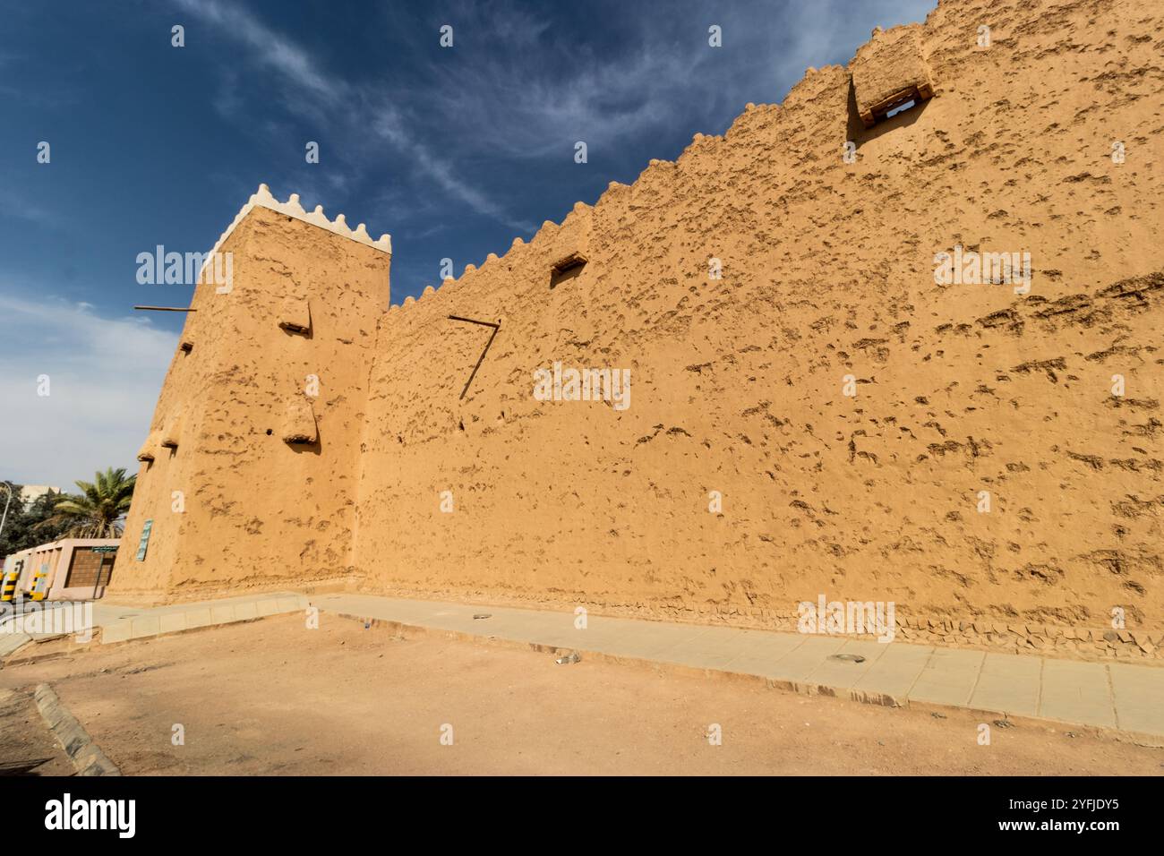 Walls of Qishlah Palace in Ha'il, Saudi Arabia Stock Photo - Alamy