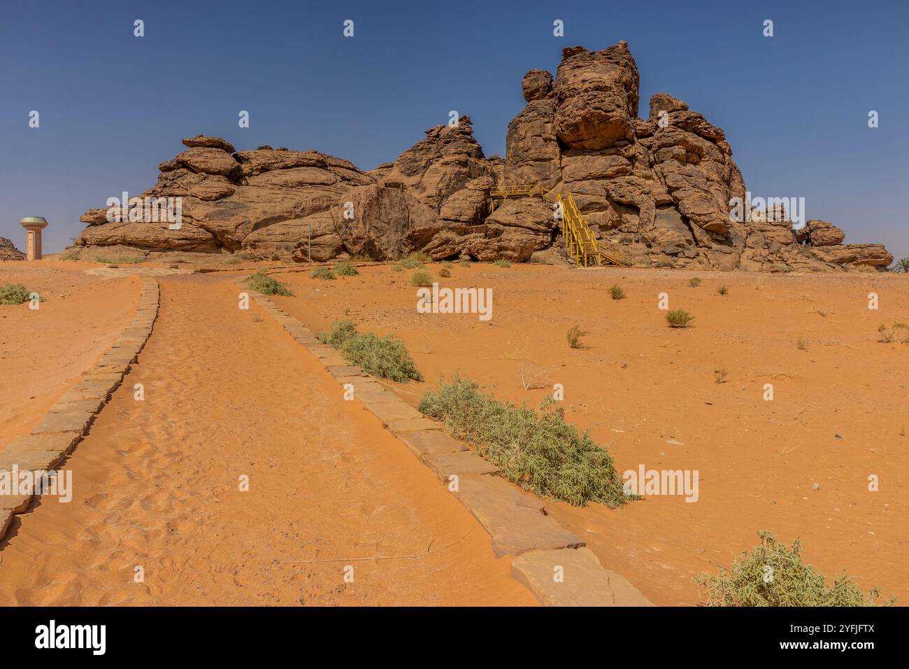 Jubbah saudi arabia hi-res stock photography and images - Alamy