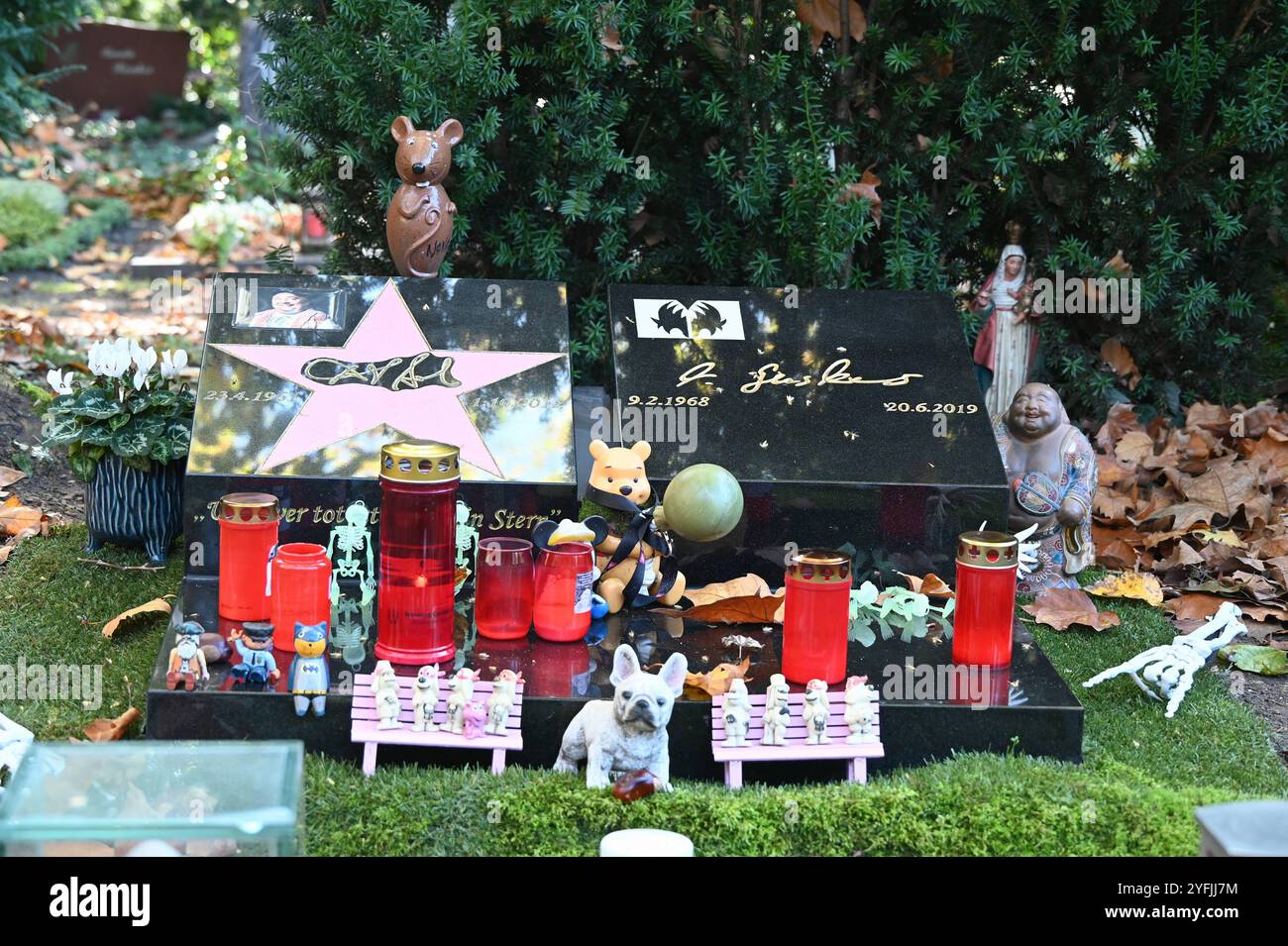 Grab des 2012 verstorbenen Schauspieler Dirk Bach und seinem Mann Thomas auf dem Kölner ...