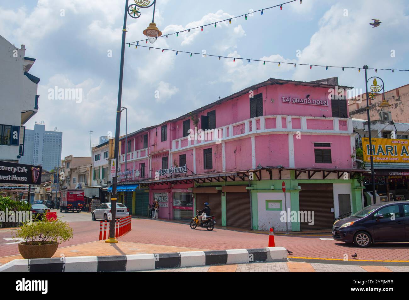 Taj Grand Hotel in Little India on Jalan Bunga Raya in city center of ...