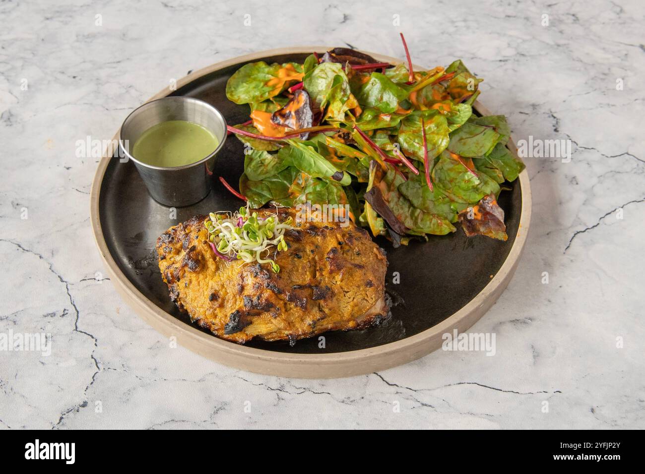 Indian food. achari duck tandoori Stock Photo - Alamy