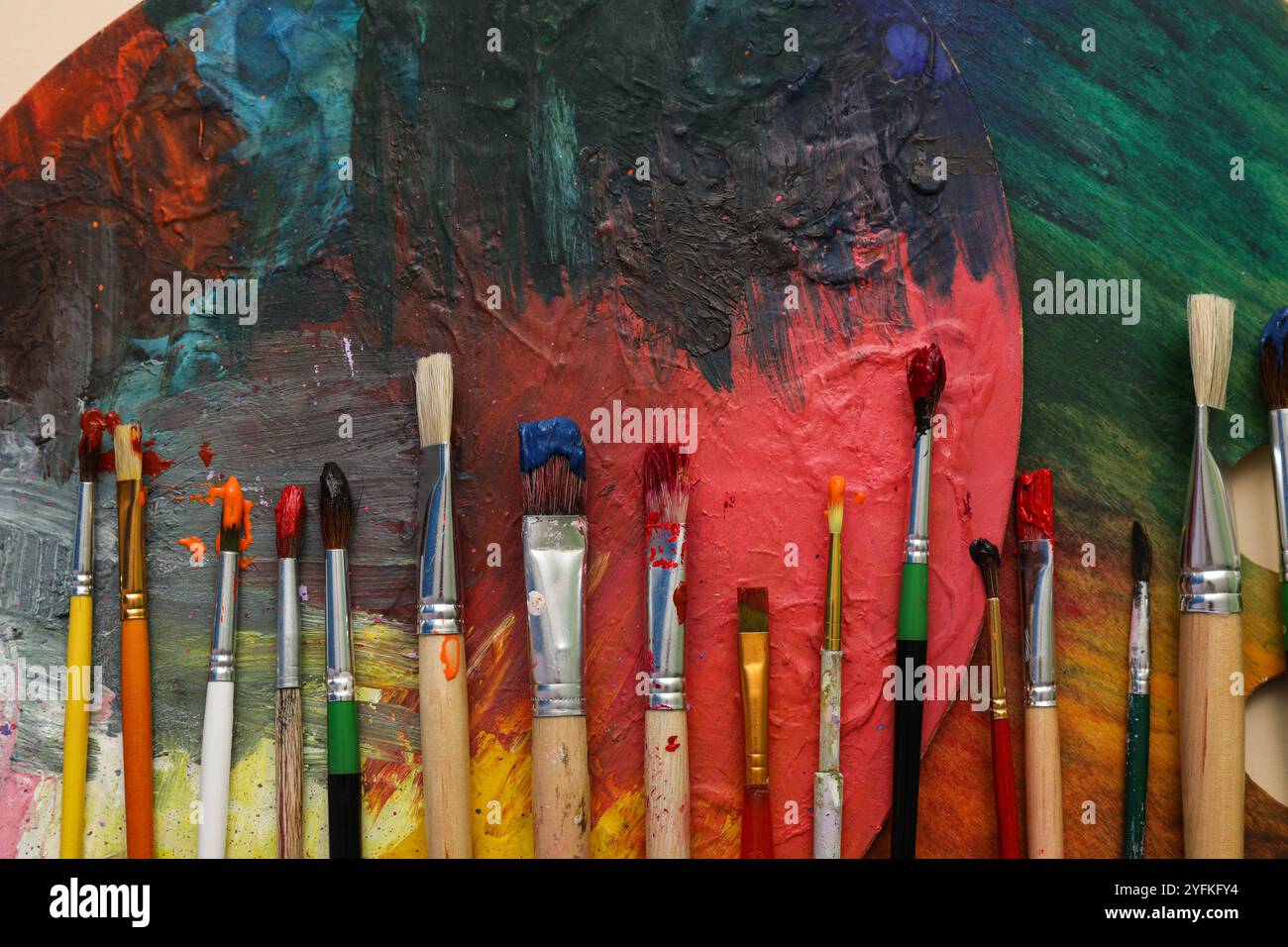 Watercolor palettes hi-res stock photography and images - Alamy