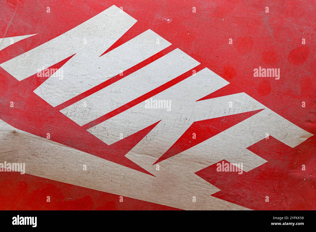 Nike logo shoe box hi-res stock photography and images - Alamy