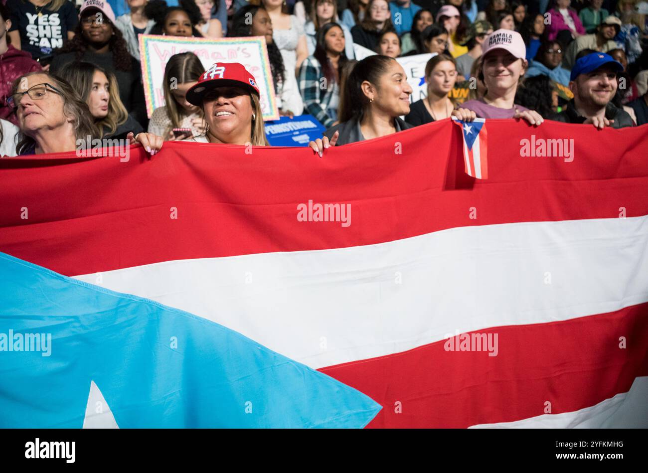 November 4, 2024, Allentownw, Pennsylvania, U.S: Harris supporters ...