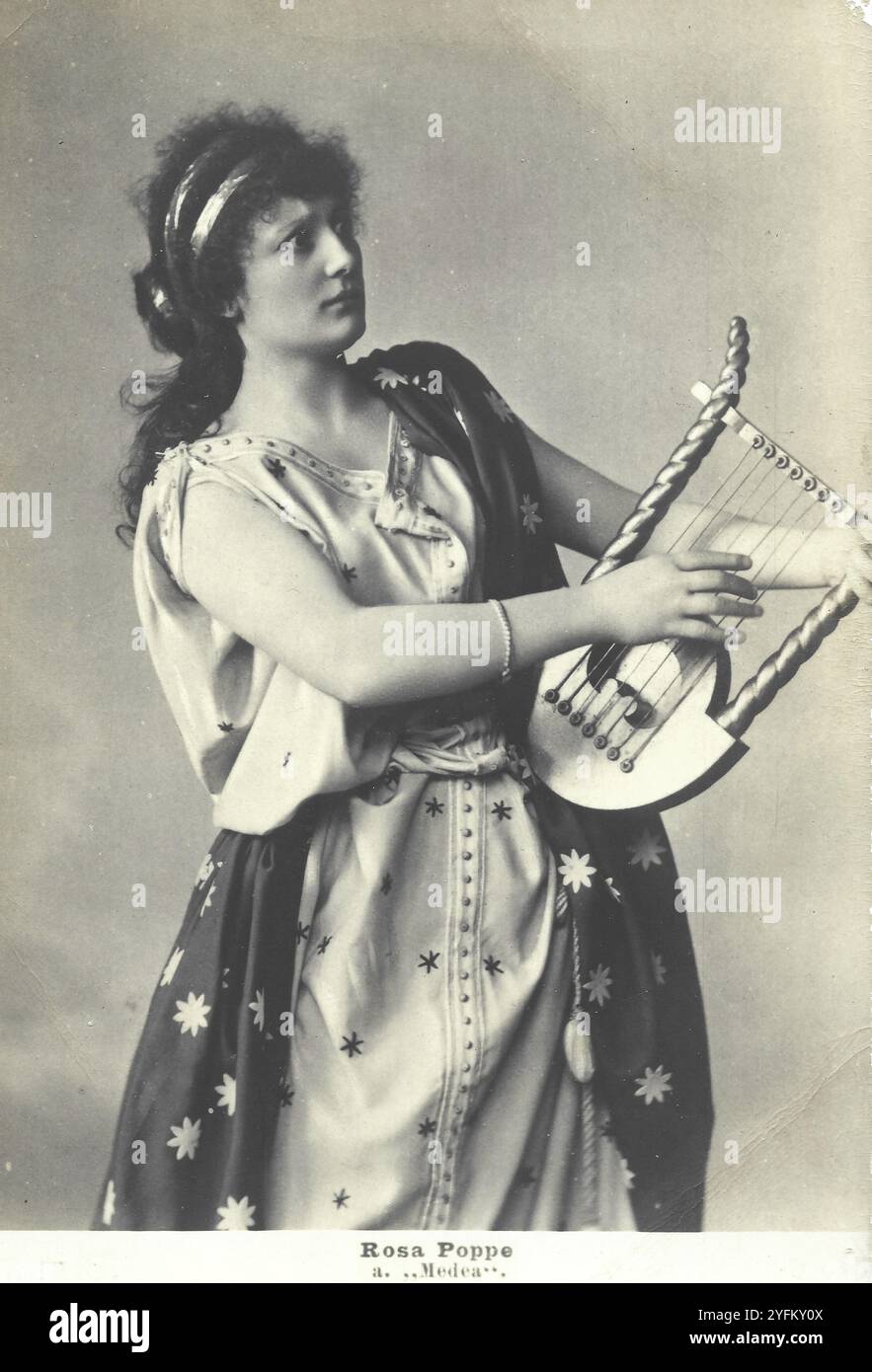 Early 20th century theater star hi-res stock photography and images - Alamy