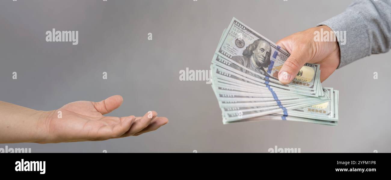 Billetes de dólar hi-res stock photography and images - Alamy