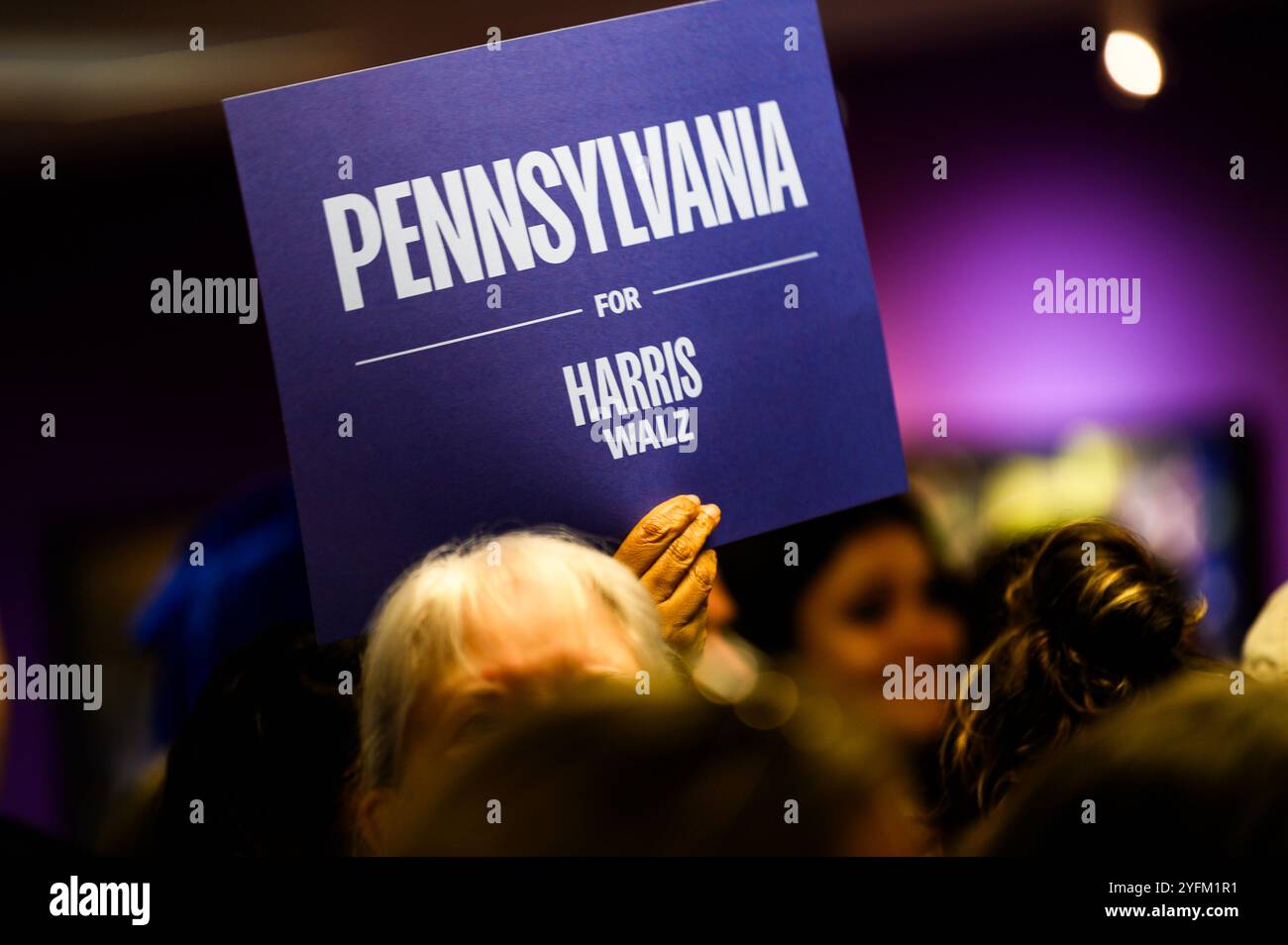 Harrisburg, Pennsylvania, USA, 4 November, 2024. Harris Walz supporter ...