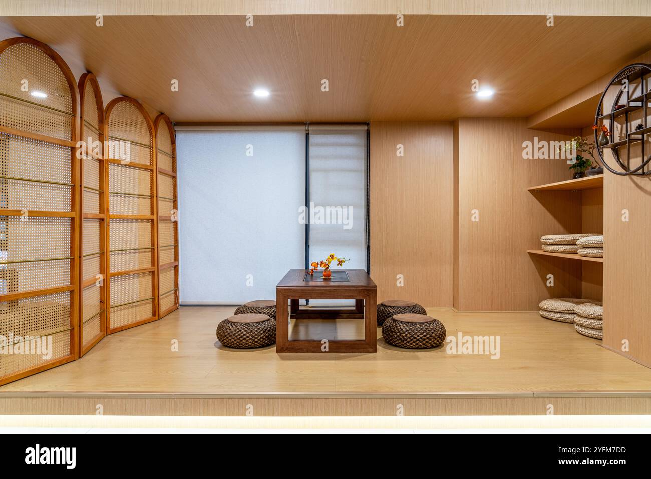 Indoor Japanese-style leisure reception area, living room design Stock ...