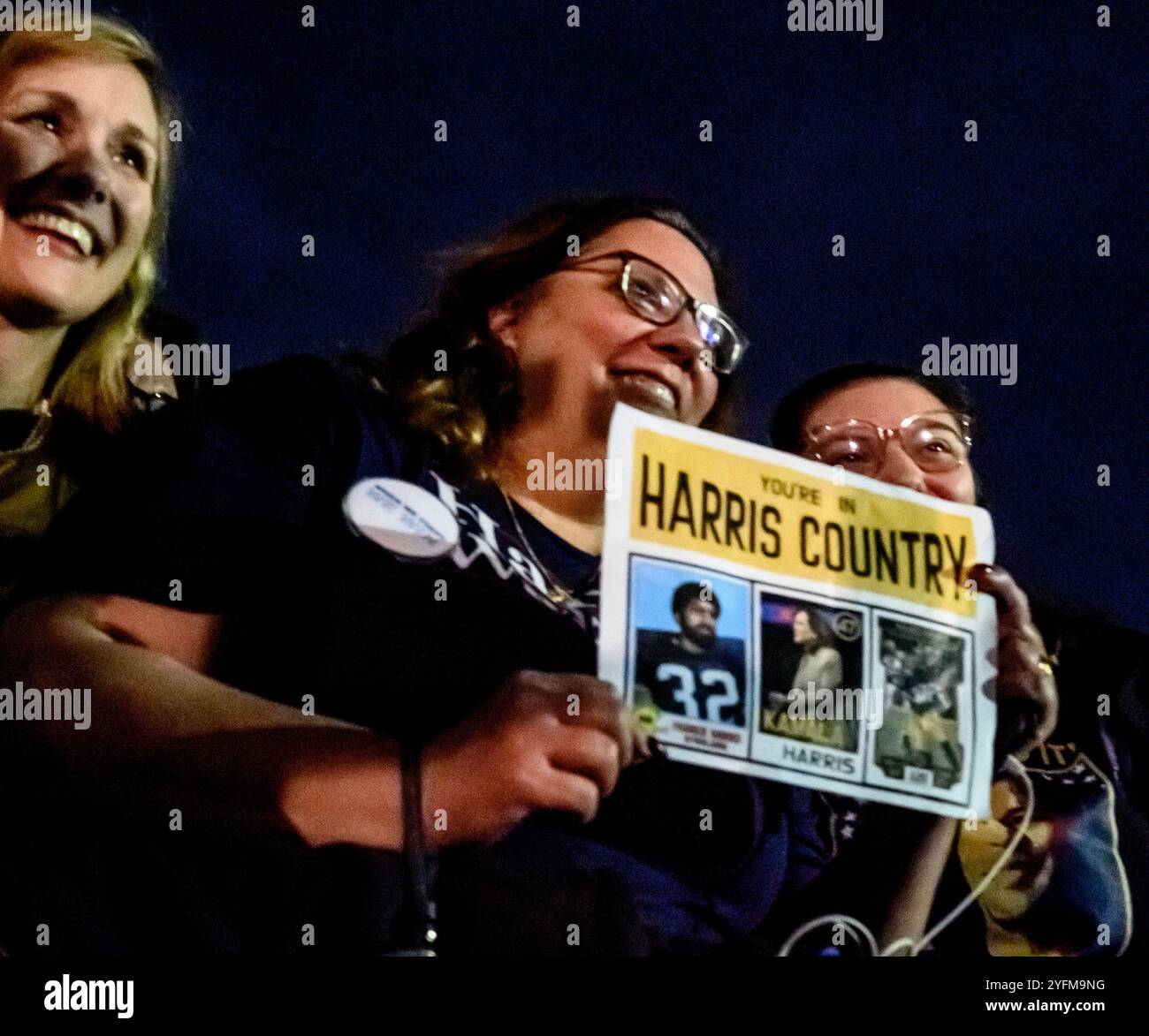 Pittsburgh, United States. 04th Nov, 2024. Supporters for Vice ...