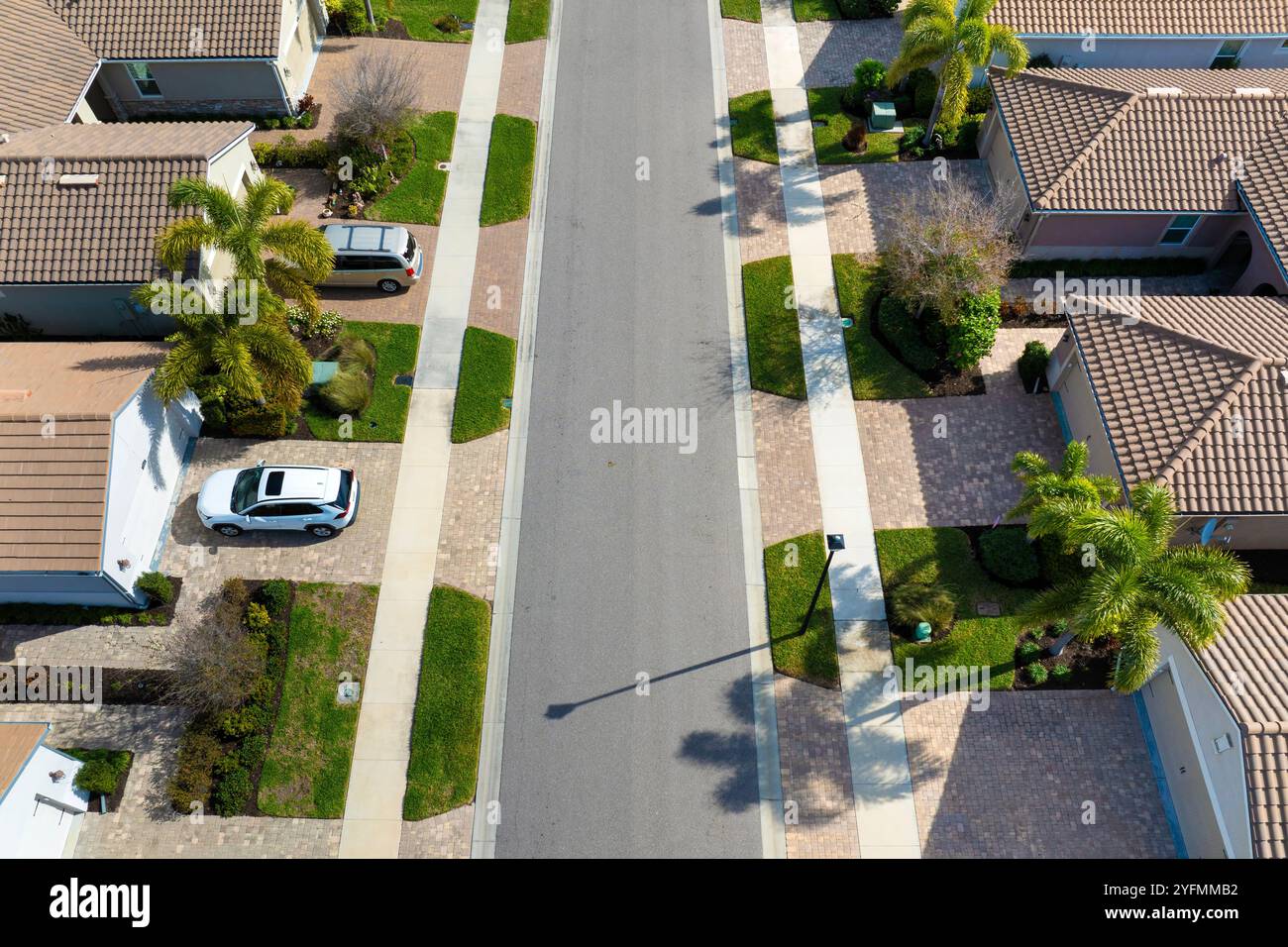 Residential neighborhood in Florida with suburban houses. Development ...