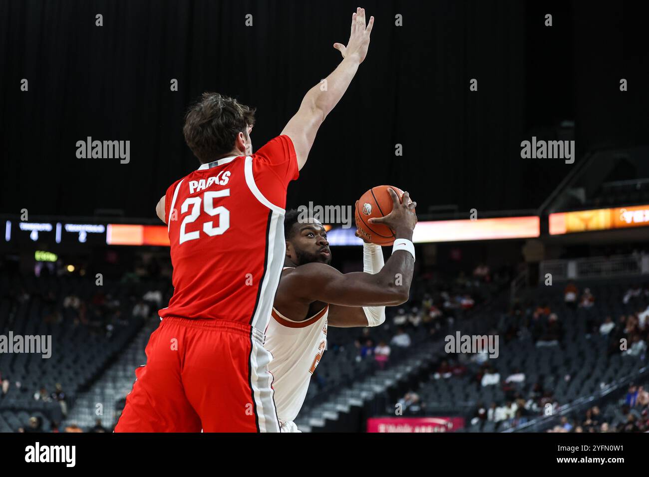 Las Vegas, NV, USA. 4th Nov, 2024. Texas Longhorns forward Ze'Rik ...