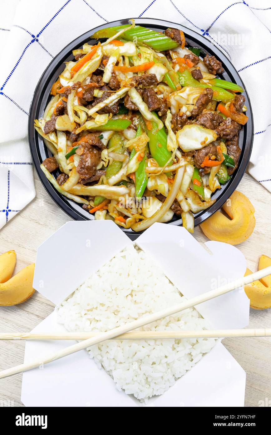 Beef szechuan style hi-res stock photography and images - Alamy