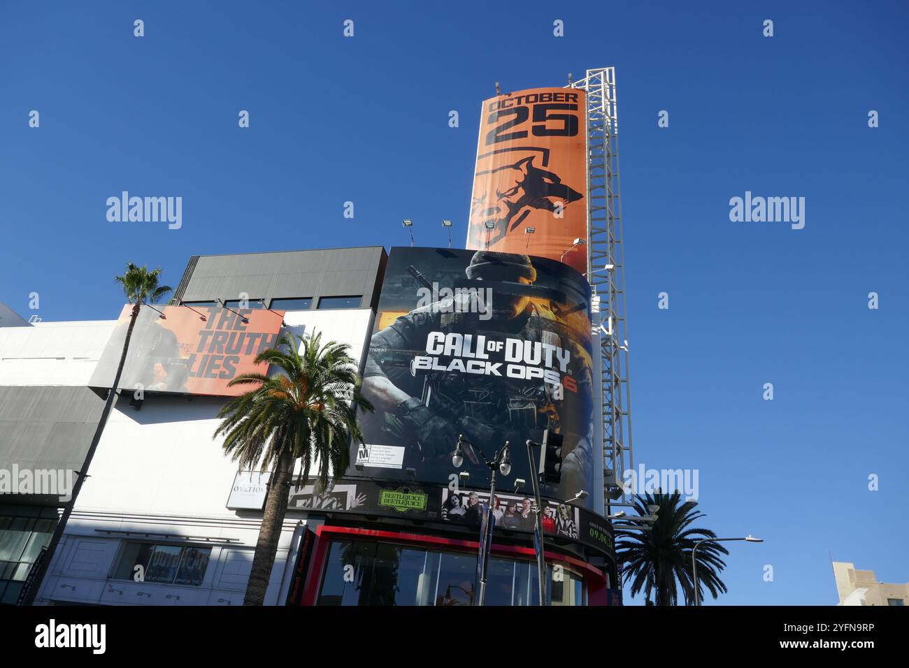 Los Angeles, California, USA 4th November 2024 Call of Duty Billboards ...
