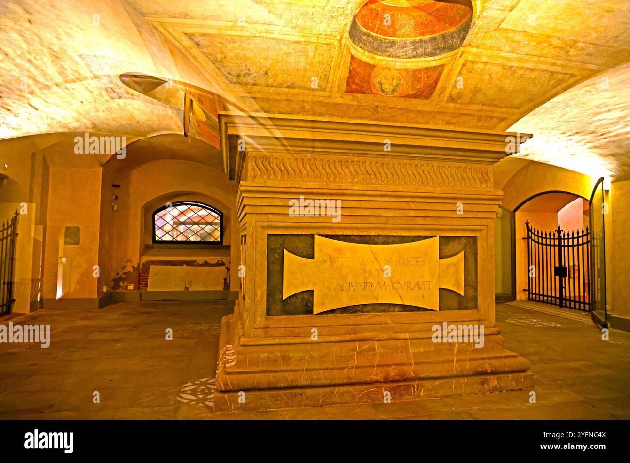 Medici crypt hi-res stock photography and images - Alamy