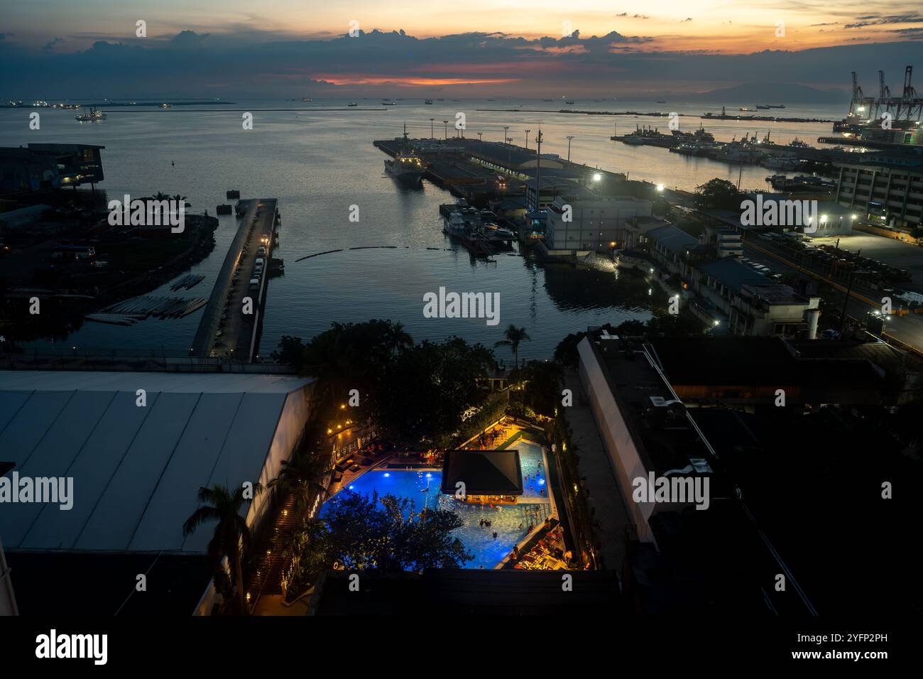 Nov 1, 2024 Beautiful Sunset at Manila Ship Port in Manila Bay, Manila ...