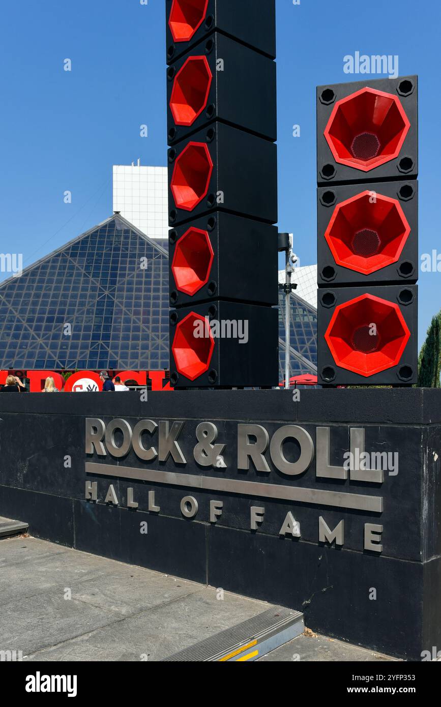 The Rock and Roll Hall of Fame in Cleveland, Ohio Stock Photo - Alamy