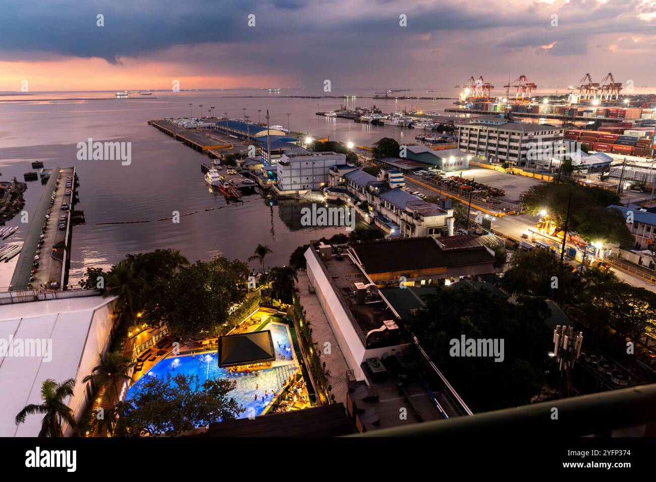 Nov 1, 2024 Beautiful Sunset at Manila Ship Port in Manila Bay, Manila ...