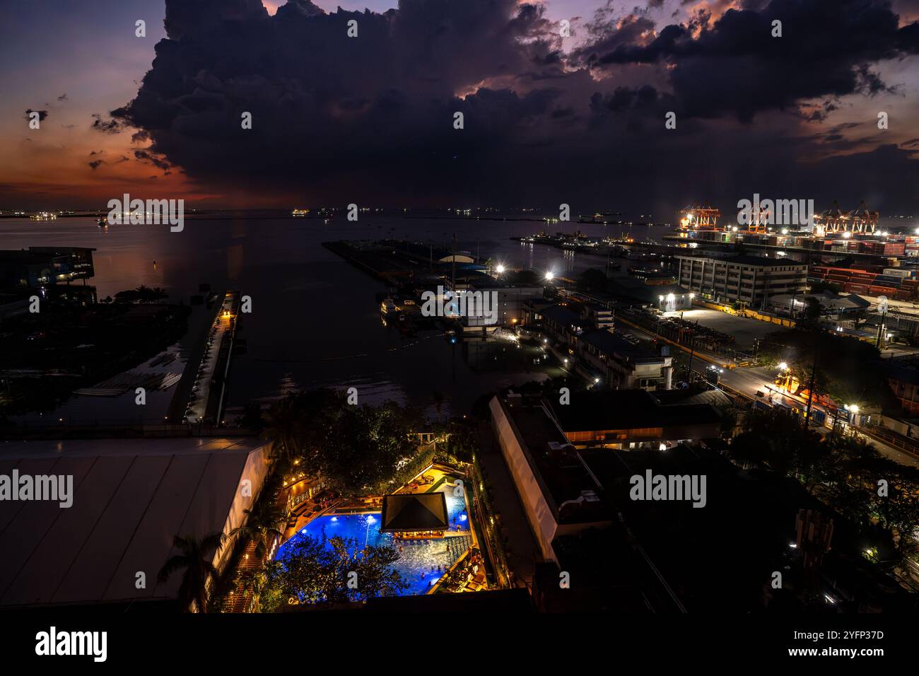 Nov 1, 2024 Beautiful Sunset at Manila Ship Port in Manila Bay, Manila ...