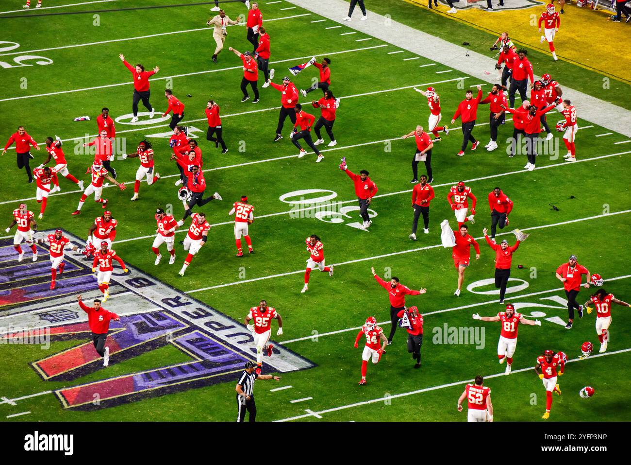 Forty niners and chiefs hi-res stock photography and images - Alamy