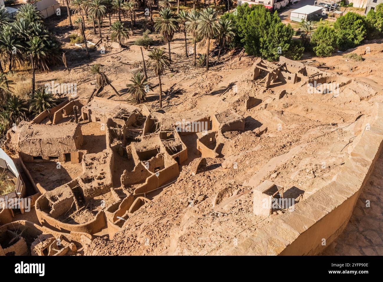 Ruins under the Zabal (Zaabal) castle in Sakaka, Saudi Arabia Stock ...