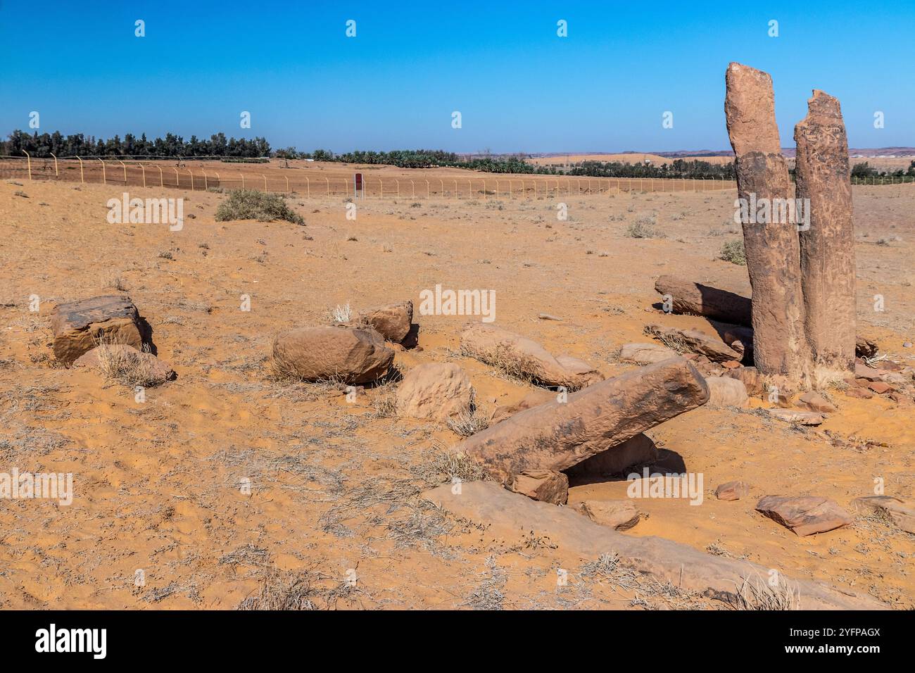 Rajajil (Rajajel) columns in Sakaka, Saudi Arabia Stock Photo - Alamy