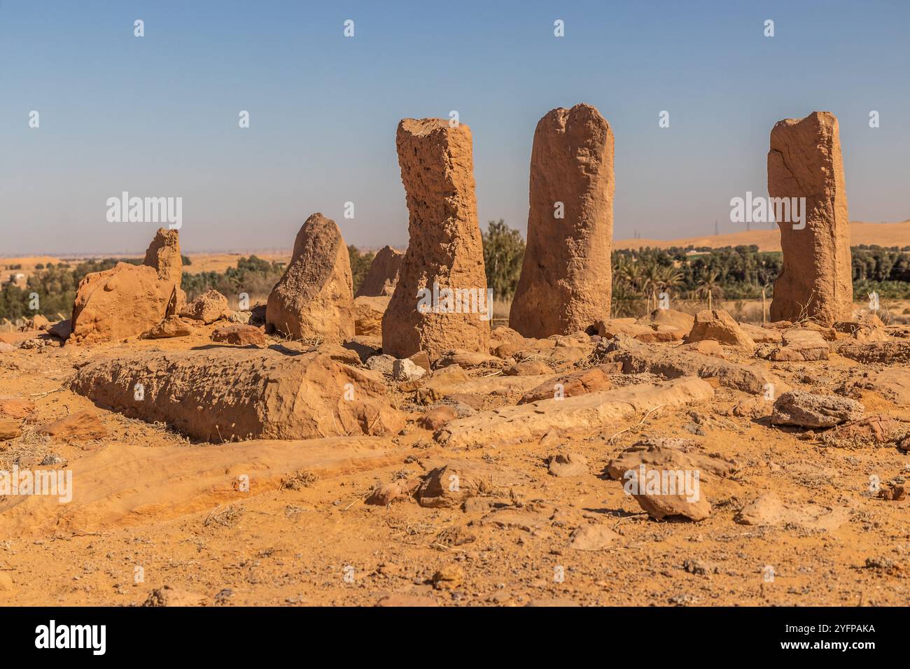 Rajajil (Rajajel) columns in Sakaka, Saudi Arabia Stock Photo - Alamy