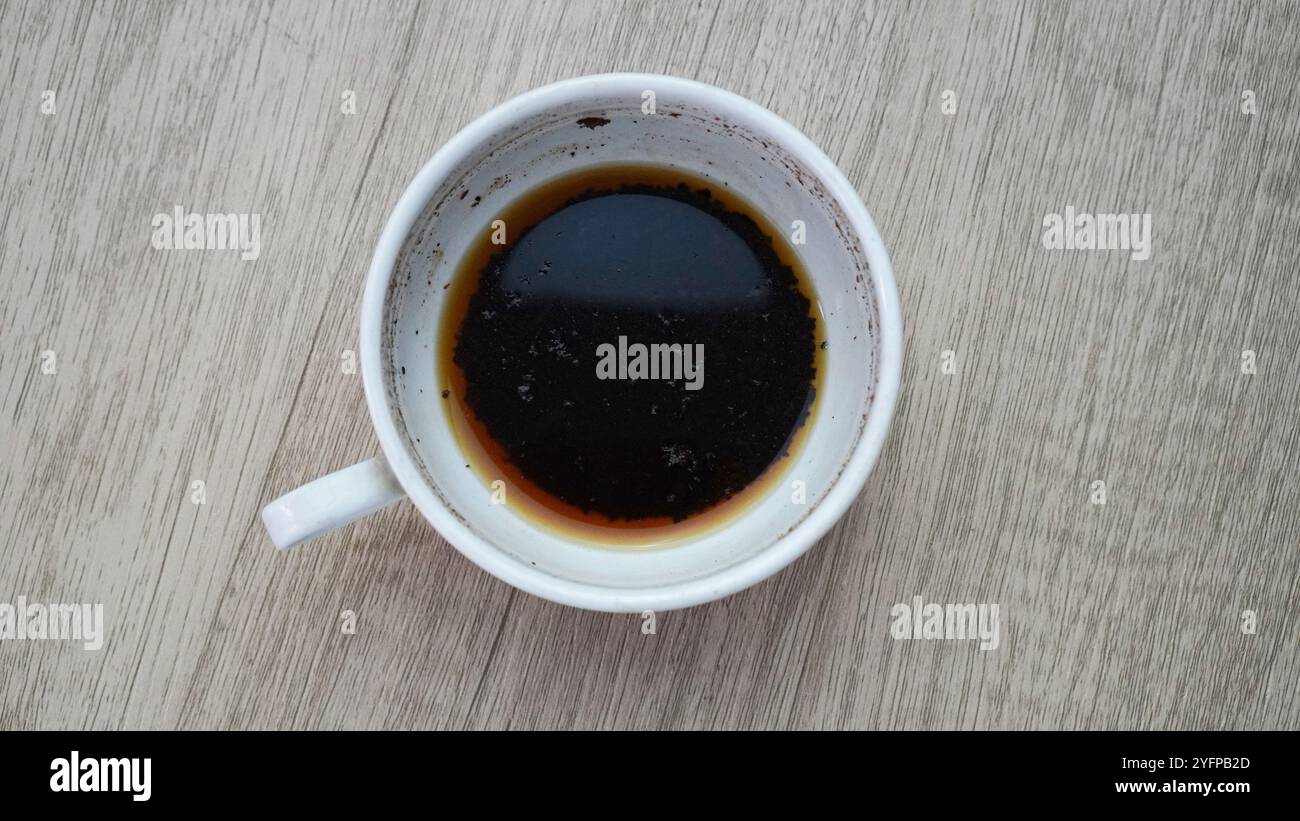 Cup half full black hi-res stock photography and images - Alamy