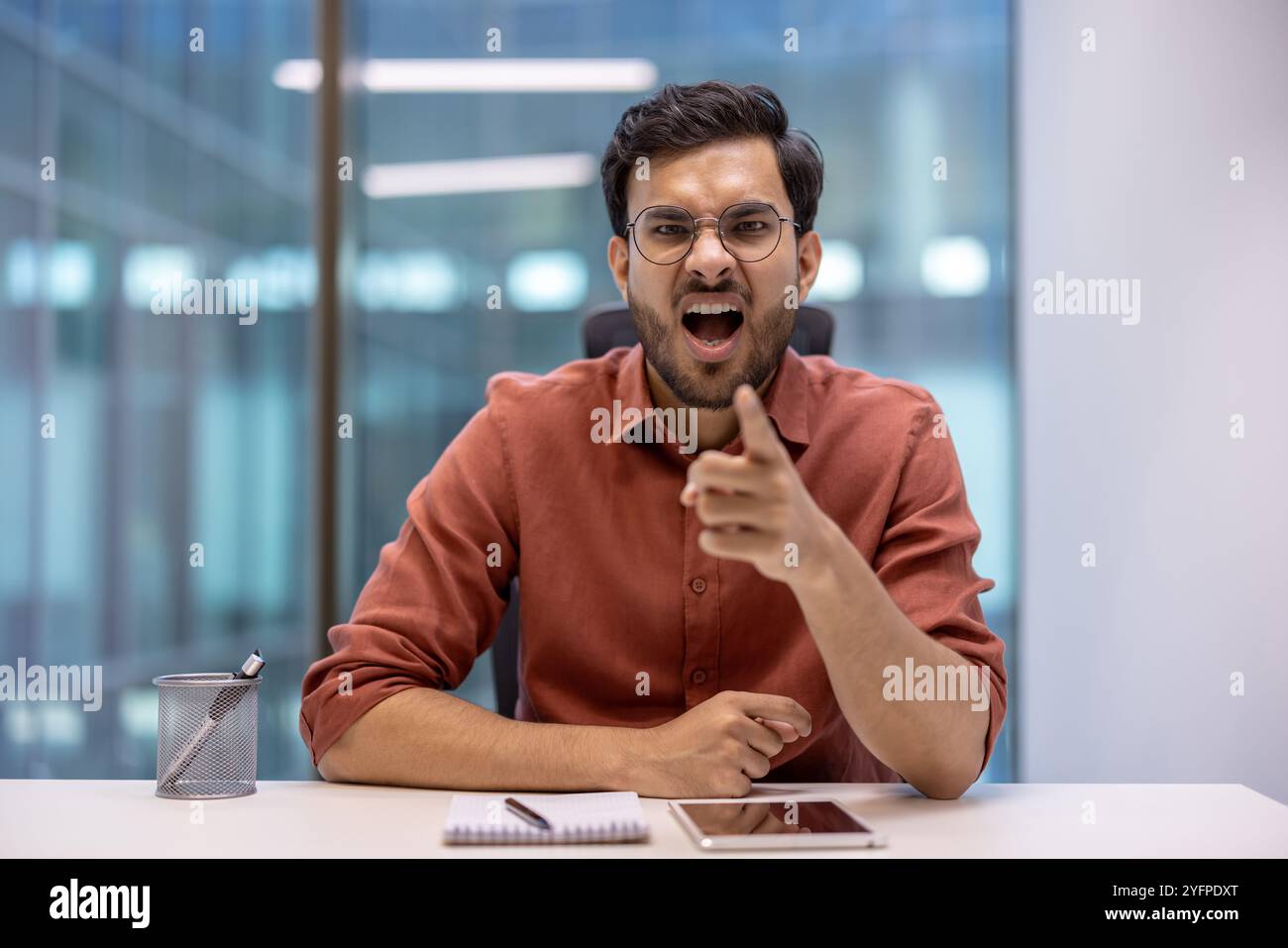Emotion conveyed hi-res stock photography and images - Alamy