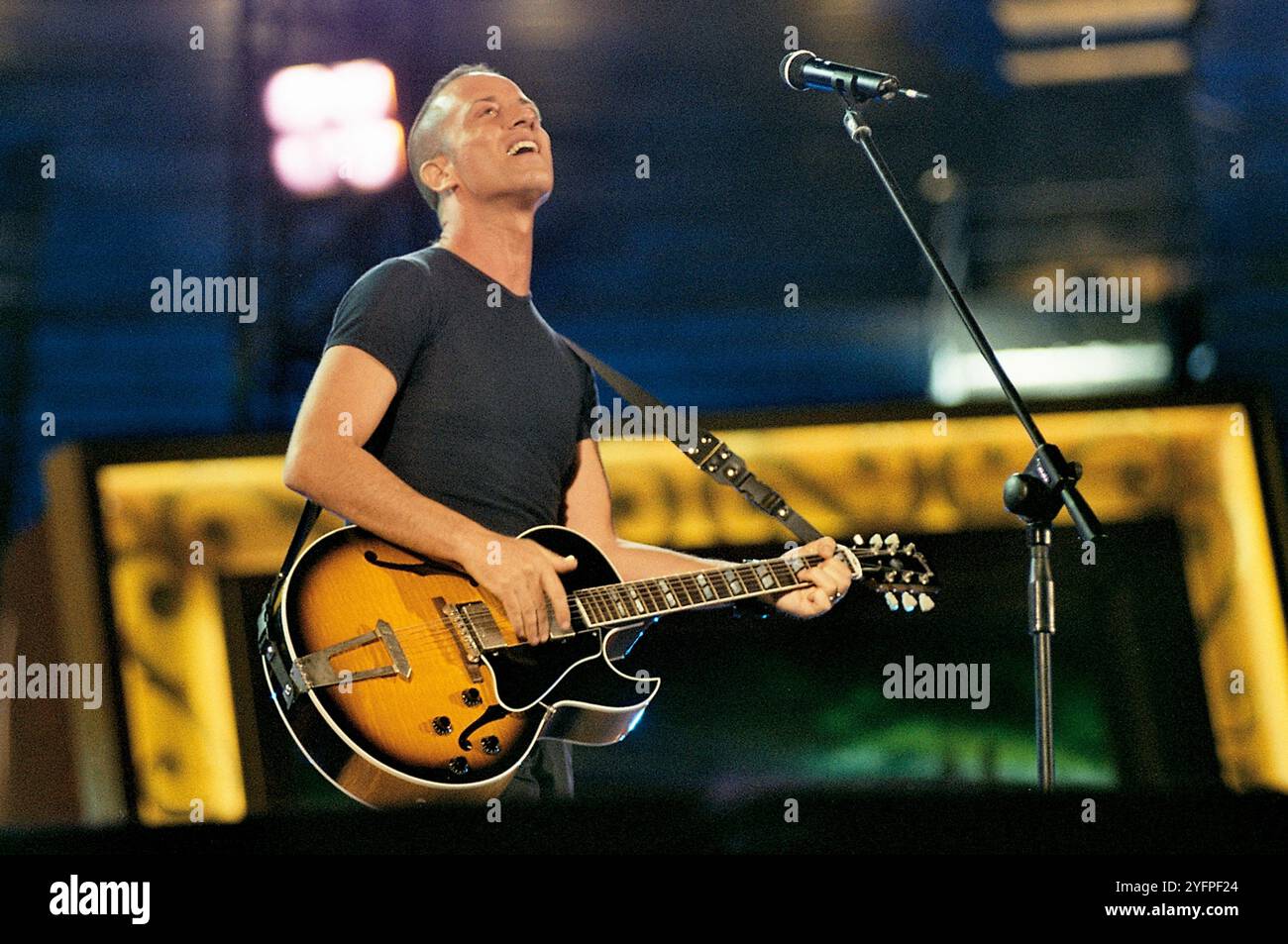 Verona 08/09/2001 : Raf,Italian singer,during the television show ...