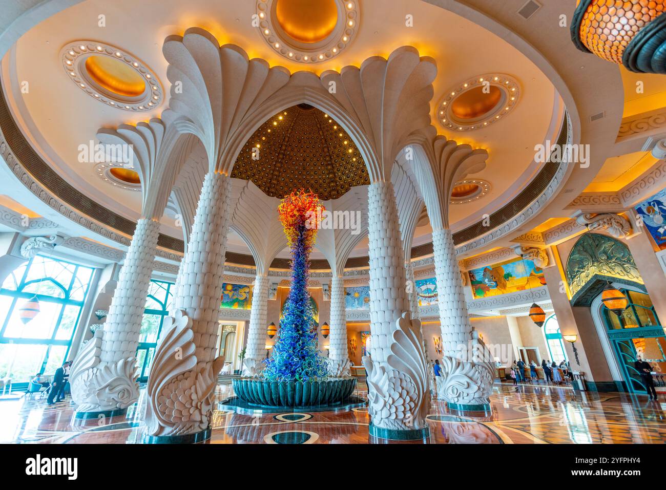 Atlantis the Palm hotel with blown glass sculpture by Dale Chihuly in ...