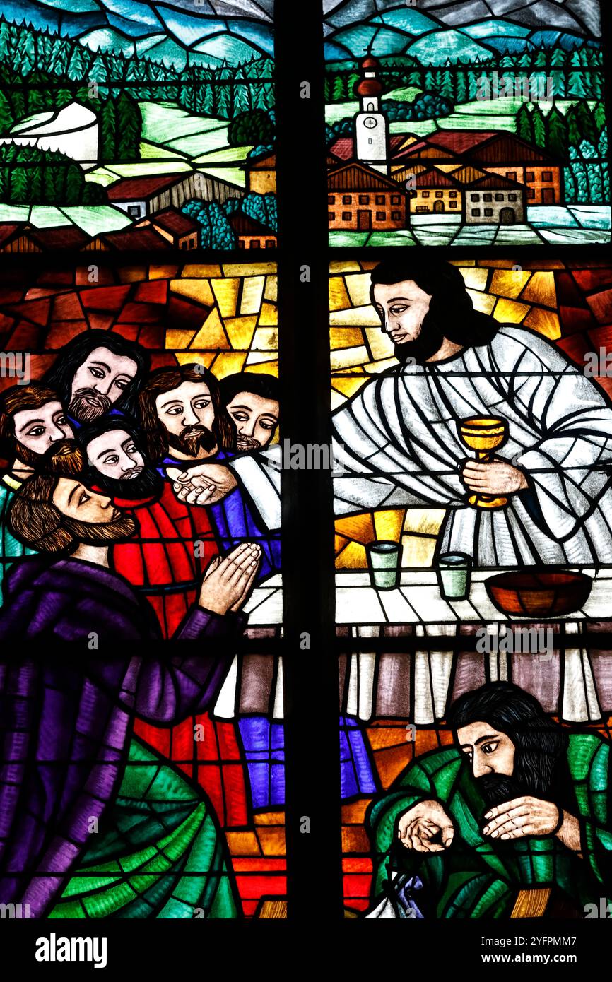 Vienna austria stained glass window hi-res stock photography and images ...