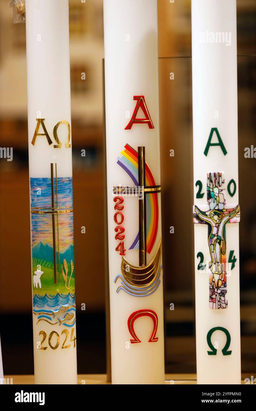 Paschal candle sfor Easter celebrations. Vienna. Austria Stock Photo - Alamy