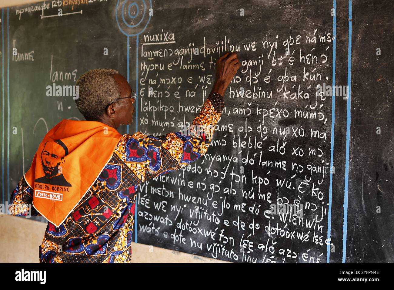 Fon language hi-res stock photography and images - Alamy