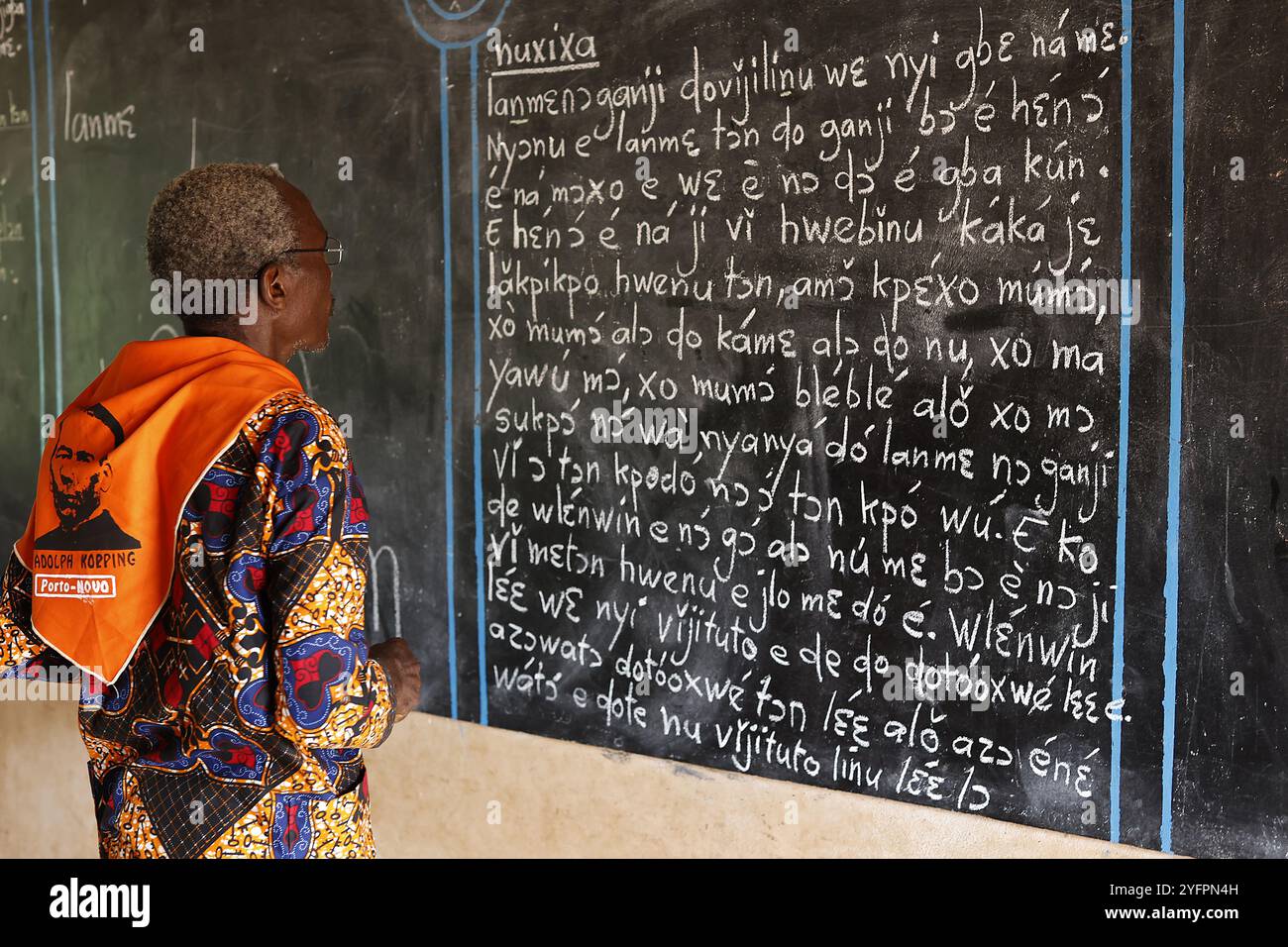 Fon language hi-res stock photography and images - Alamy