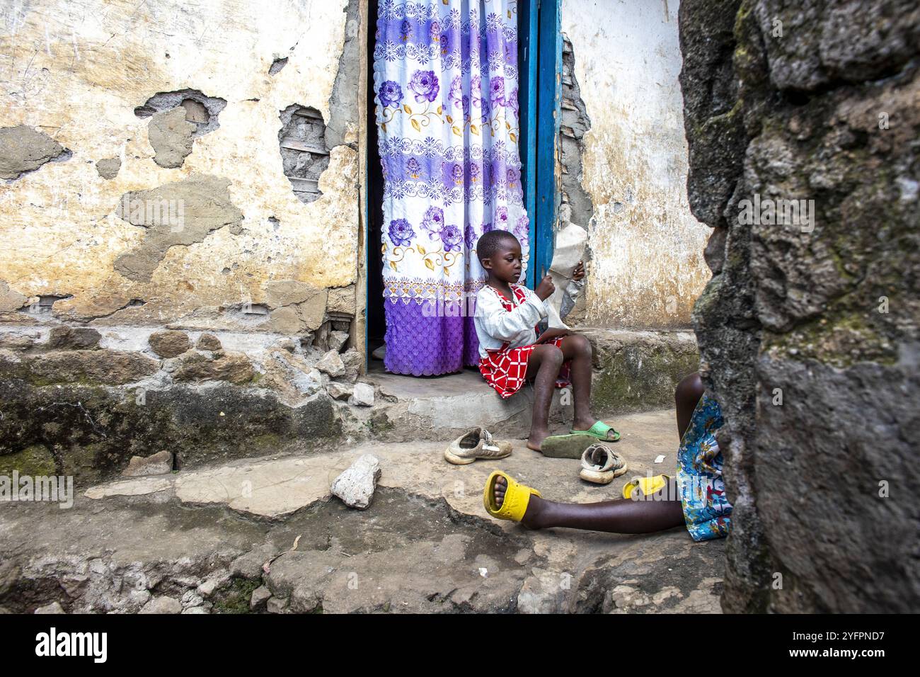 Child work congo hi-res stock photography and images - Alamy