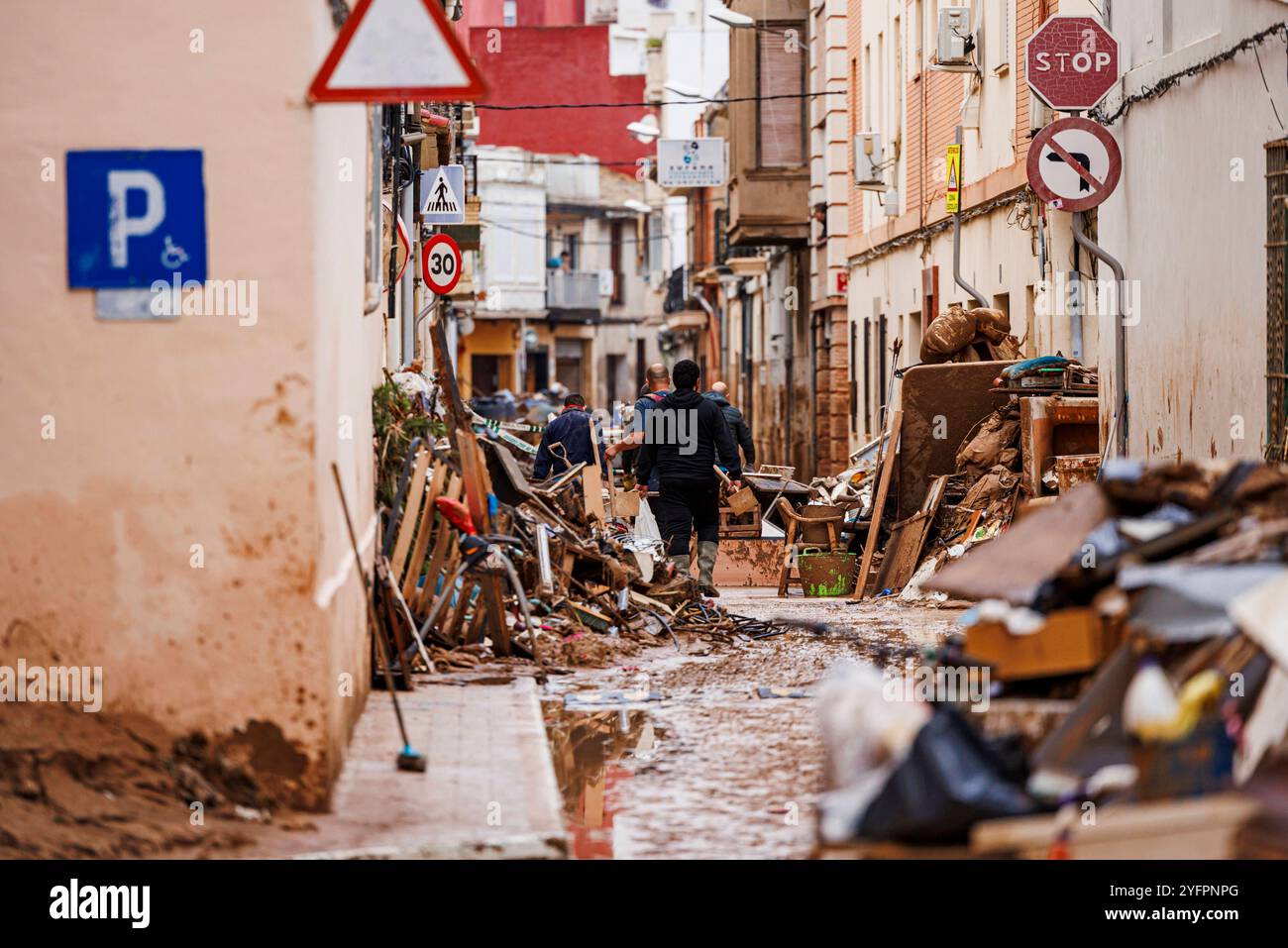 Flooding and heavy rain in Valencia region of spain November 4, 2024 ...