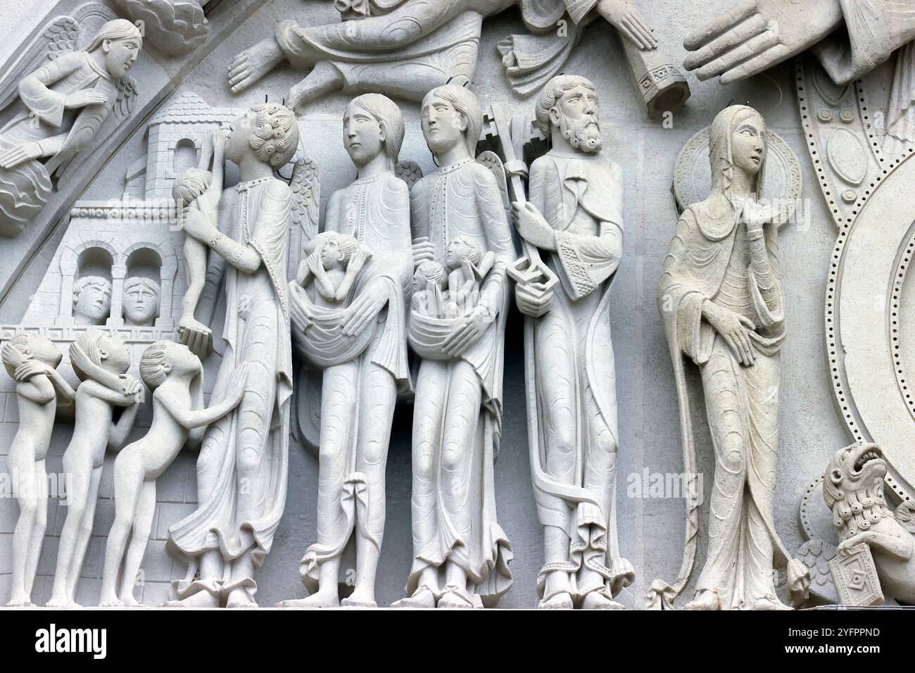 Vezelay abbey tympanum hi-res stock photography and images - Alamy