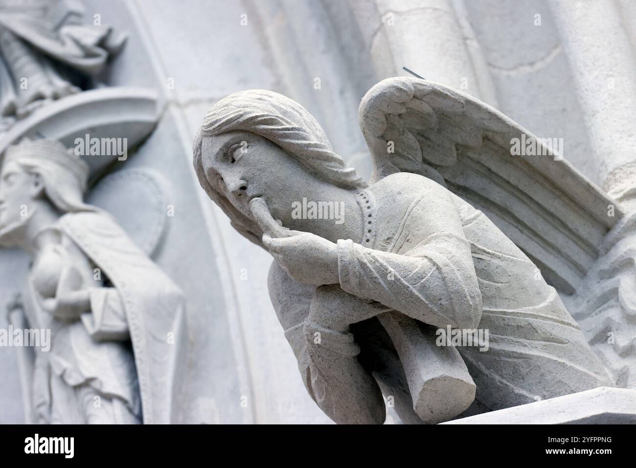 Vezelay abbey tympanum hi-res stock photography and images - Alamy